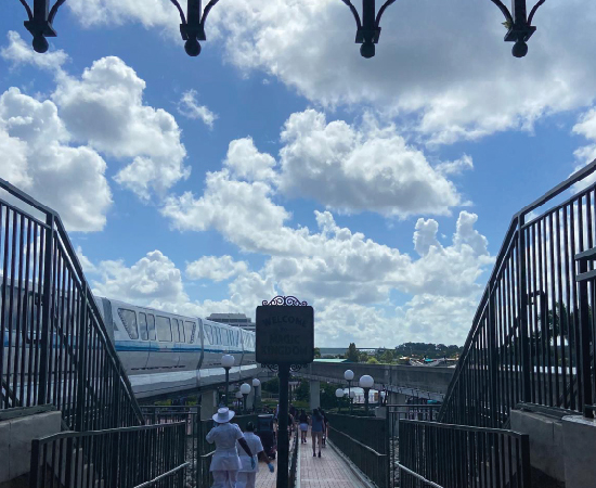 A Complete Guide to Walt Disney World’s Monorail – Dreamears Travel ...